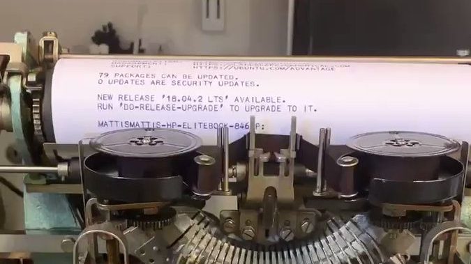 The Most Retro Way to Run Terminal Commands on Linux - OMG! Ubuntu