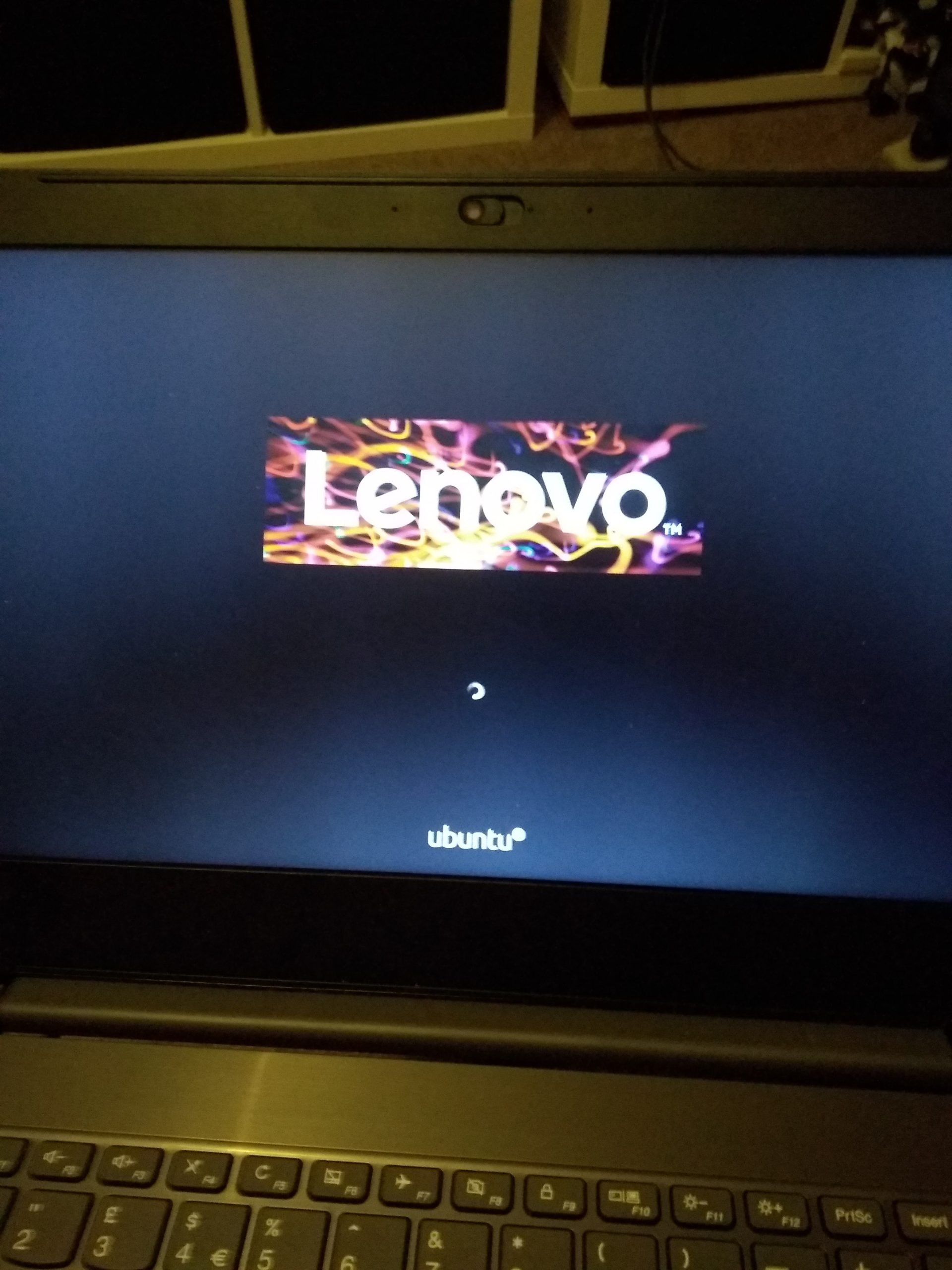 Ubuntu 20.04 Shows Your OEM's Logo on the Boot Screen - OMG! Ubuntu