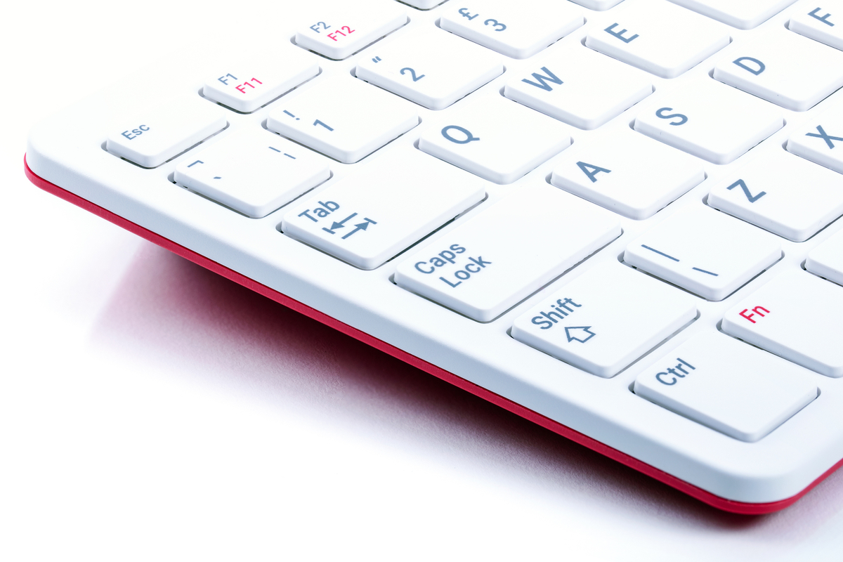 Meet the Raspberry Pi 400, a $70 Linux PC Hiding Inside a Keyboard ...